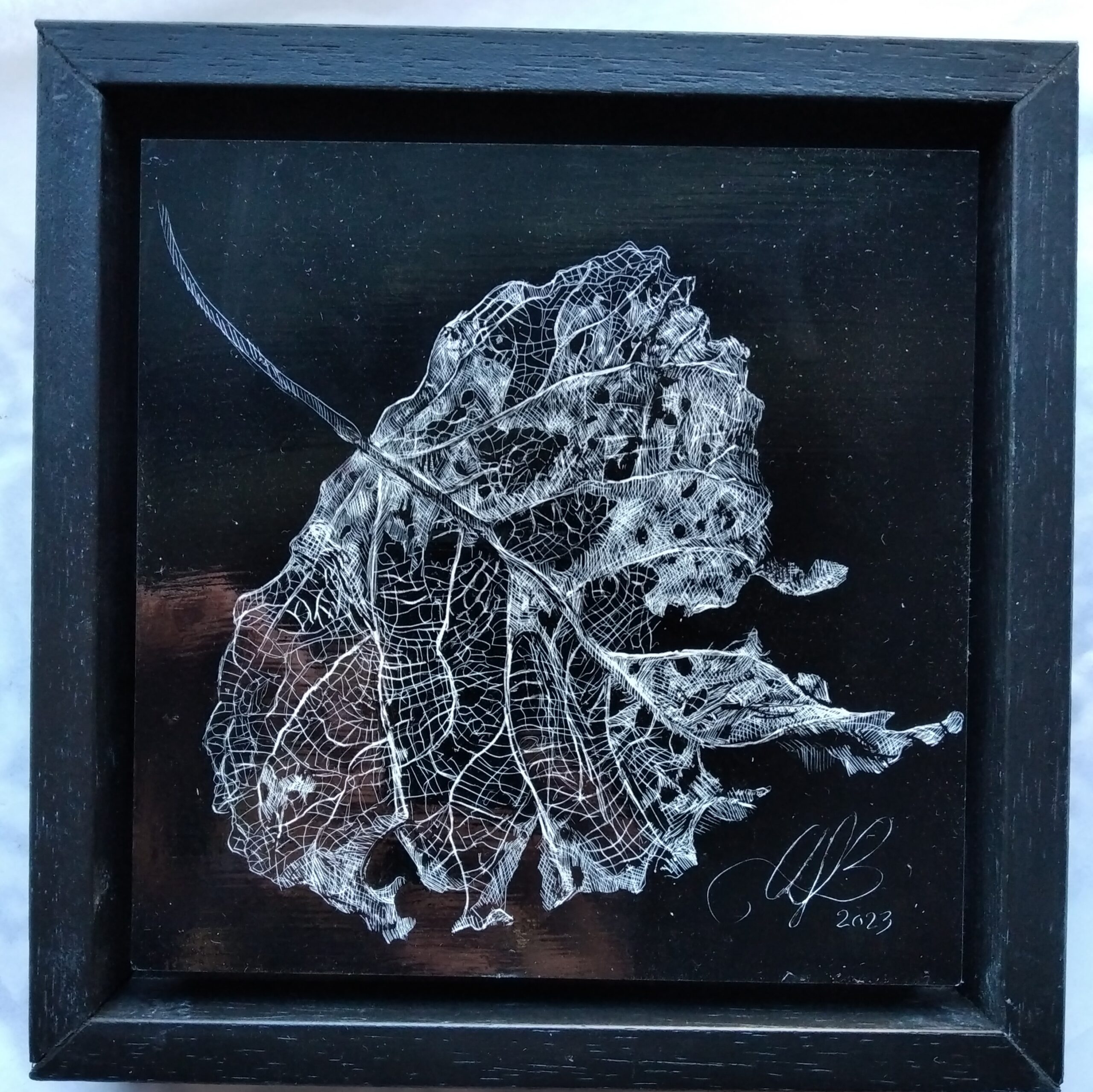 Skeleton Leaves – Amanda Bates art
